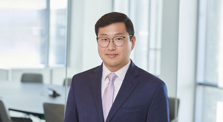 Robin W. Choi | Sterne Kessler